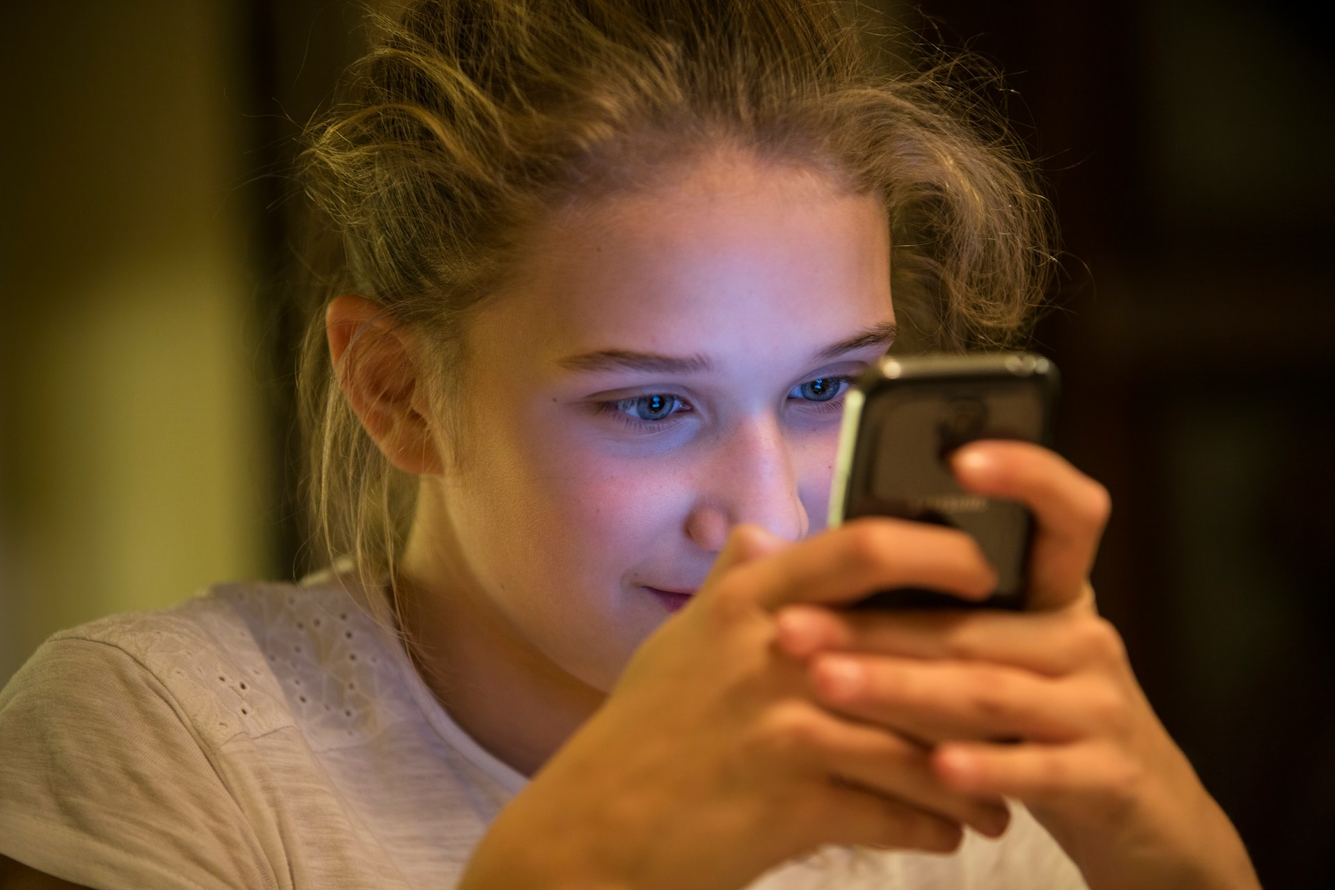 More States Taking Action to Reduce Student Cell Phone Distraction