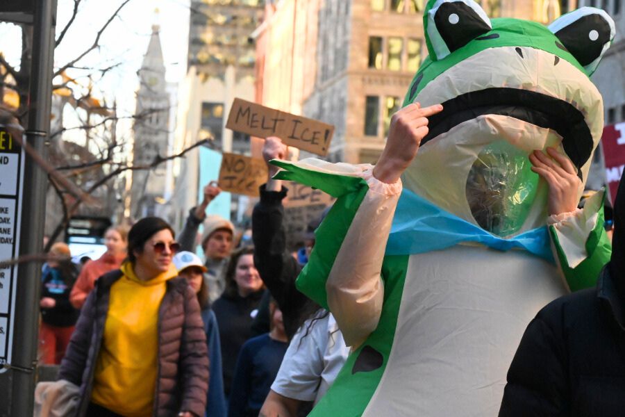 Colorado Bridge Trolls Turn Protests Into Parties