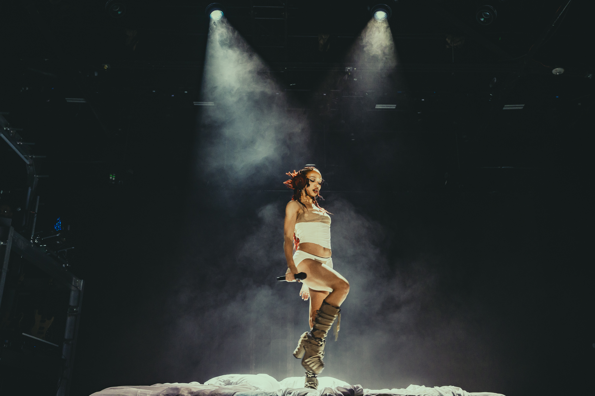 FKA twigs Denver Show Was a Hypnotic Underground Rave: Photos