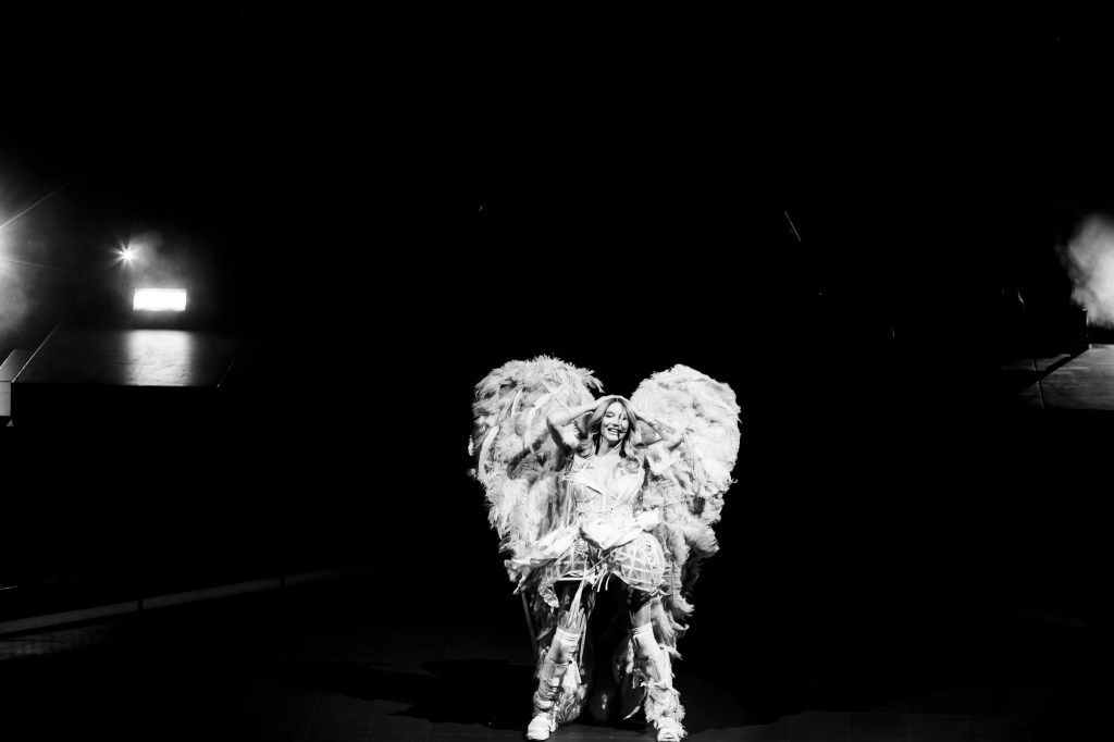 Kesha Red Rocks Show Saw Her Reclaim Her Power: Photos