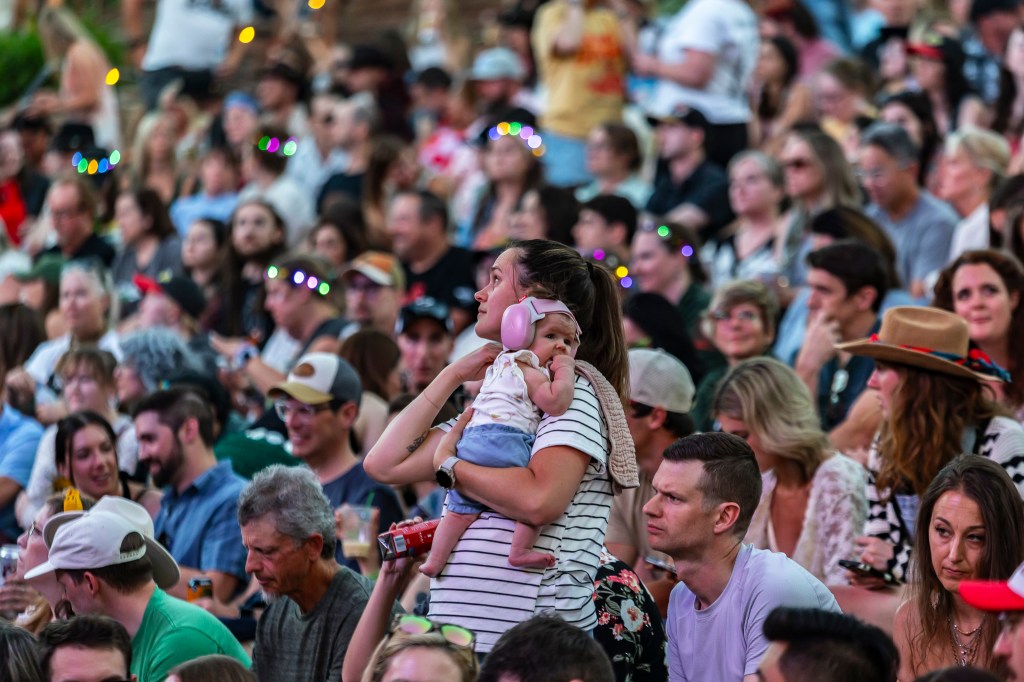 Lord Huron Red Rocks show was a cosmic western dreamscape